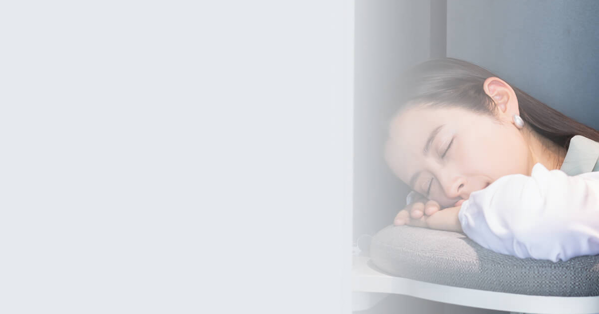 Positive effects of sleeping while standing | giraffenap